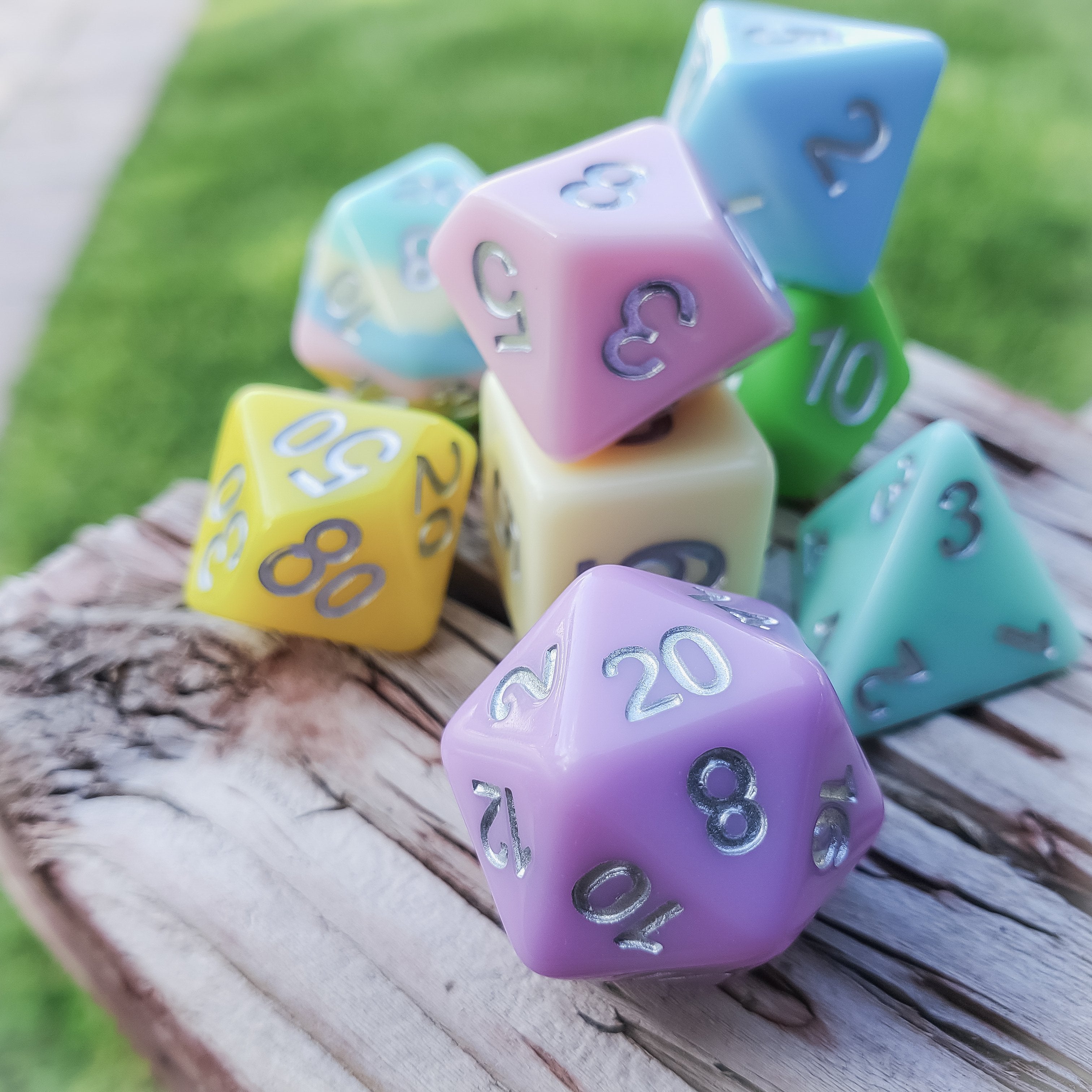 Pastel Dice